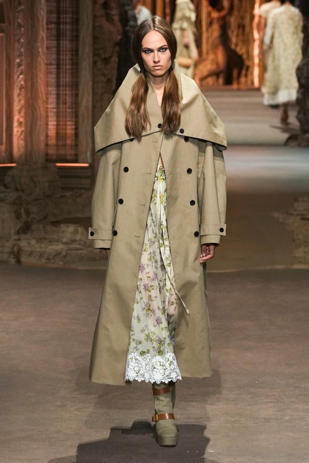 Défilé Christian Dior Prêt à Porter Printemps Eté 2023